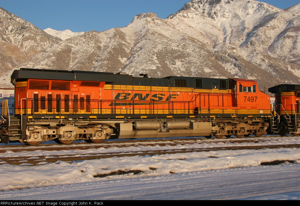 BNSF 7497
